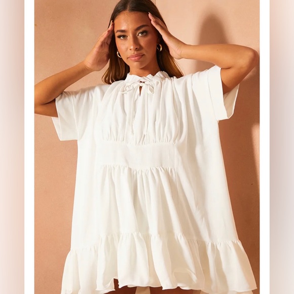 In The Style | Dresses | Nwt Asos Lorna Luxe White Marilyn Cape Step ...